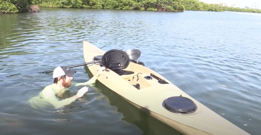 How To Re-Enter A Kayak In Deep Water [Standard & Trick Method ...
