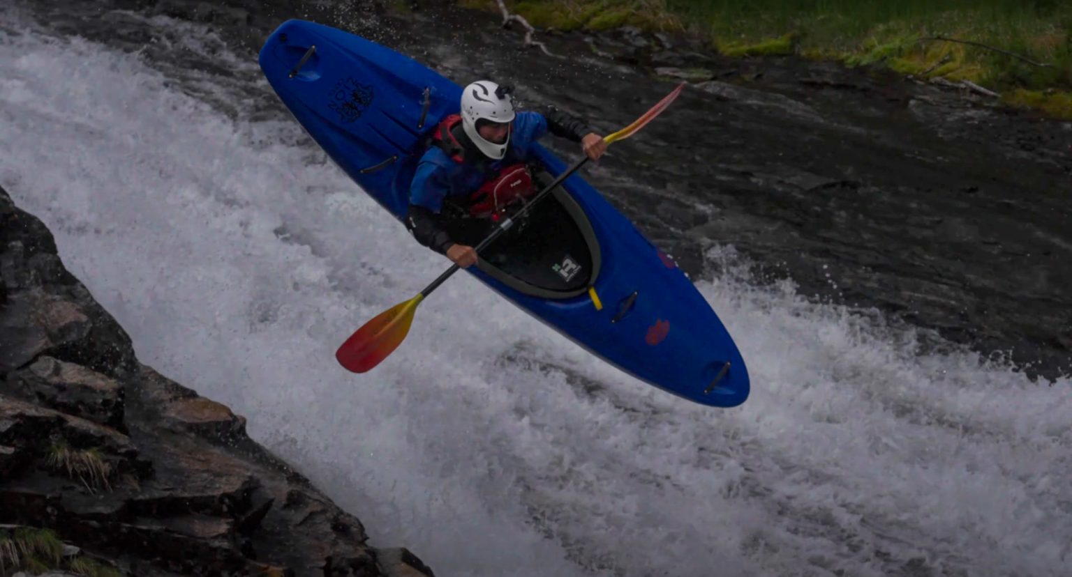 How to Sea Kayak, the Paddle Float Self Rescue - Paddlesports News